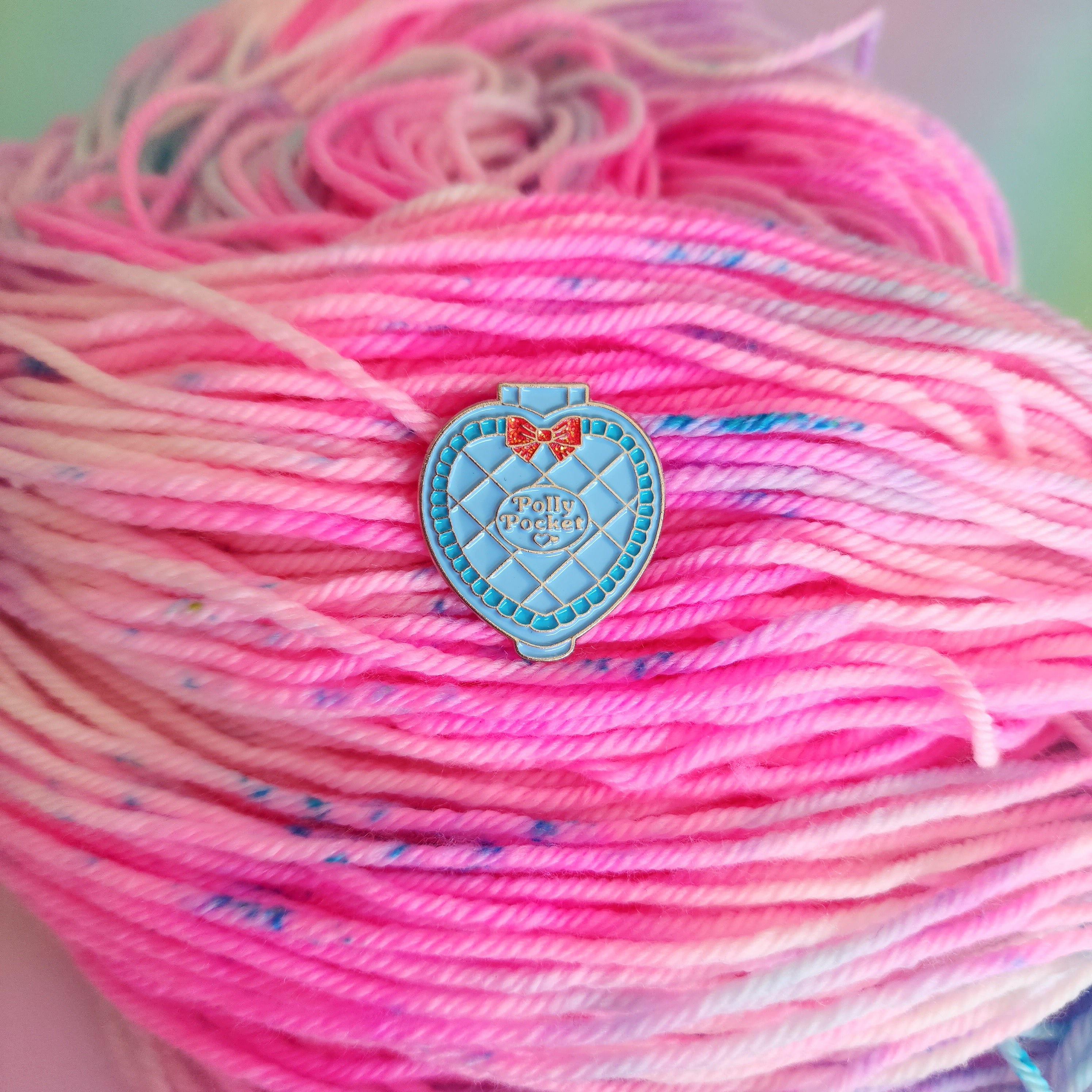 Polly pocket enamel pin– RAINBOWS + SPRINKLES